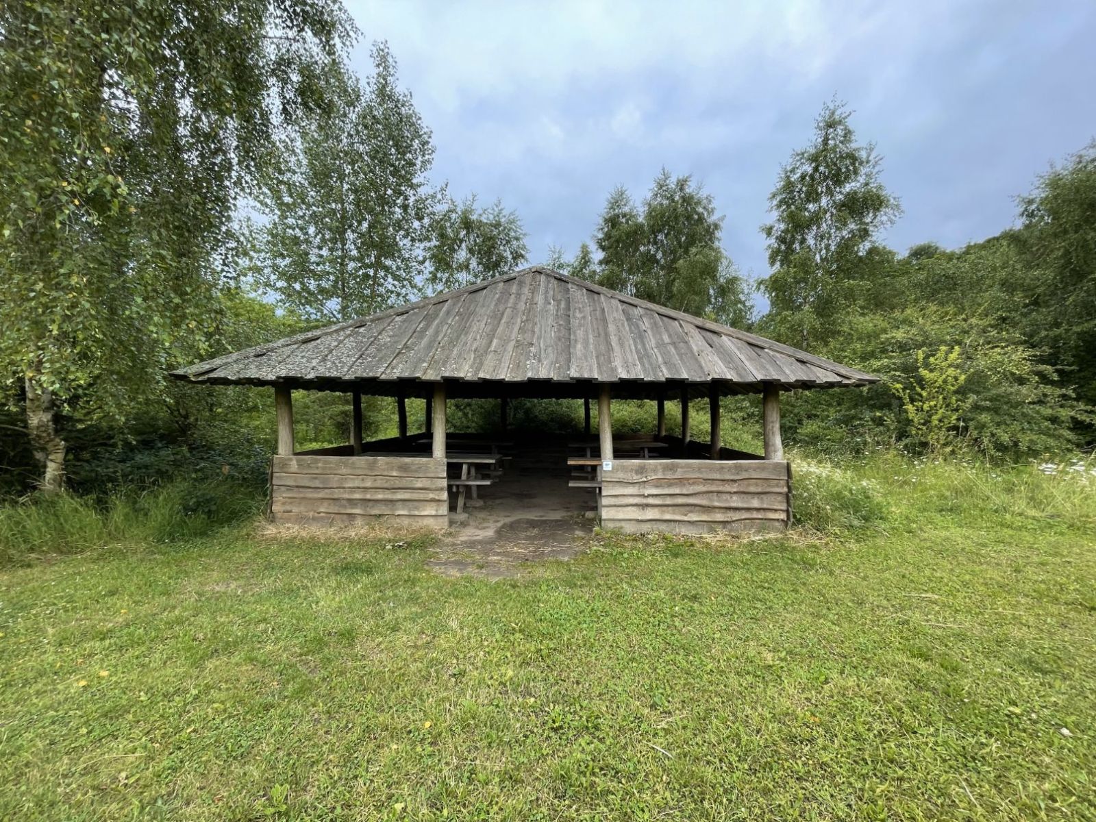 Madpakkehus i Espe Folke- og Tumlepark - udinaturen.dk