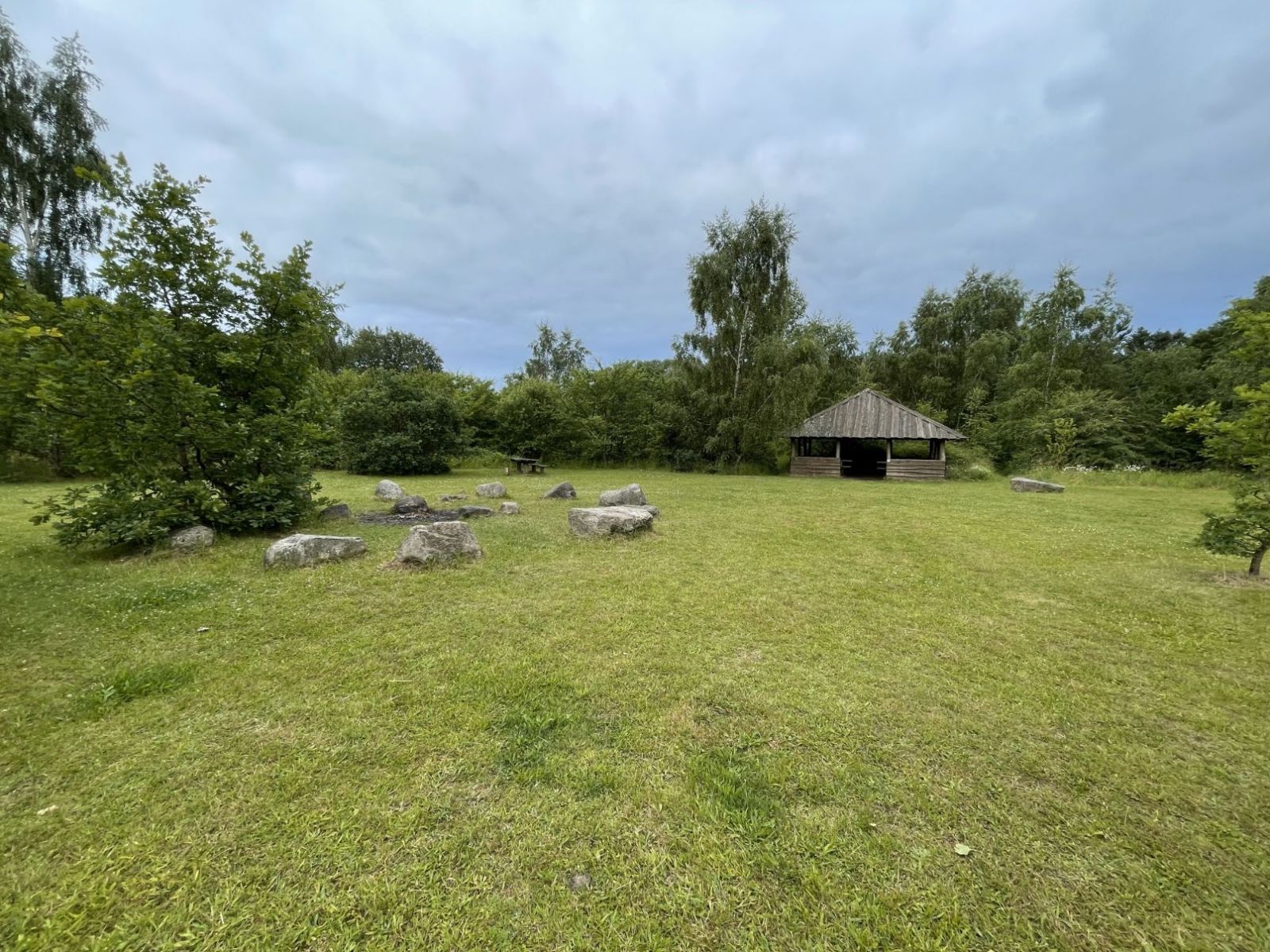 Madpakkehus i Espe Folke- og Tumlepark - udinaturen.dk